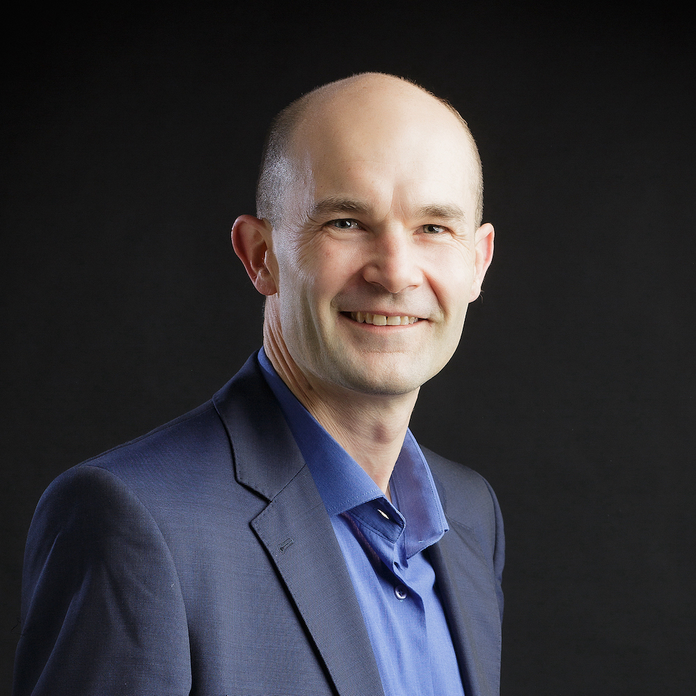 CV de Marc Thouvenin, Entrepreneur Santé et auteur